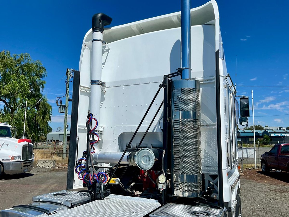 2013 Kenworth K200 LOW KLM 501000 E5 Light USE Hist $145000+GST 7834 ...