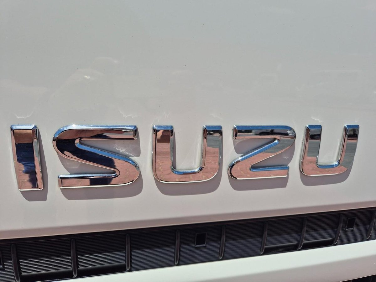 2011 Isuzu Nnr200 Car License 4 Pallet Fridge For Sale in Forrestfield ...