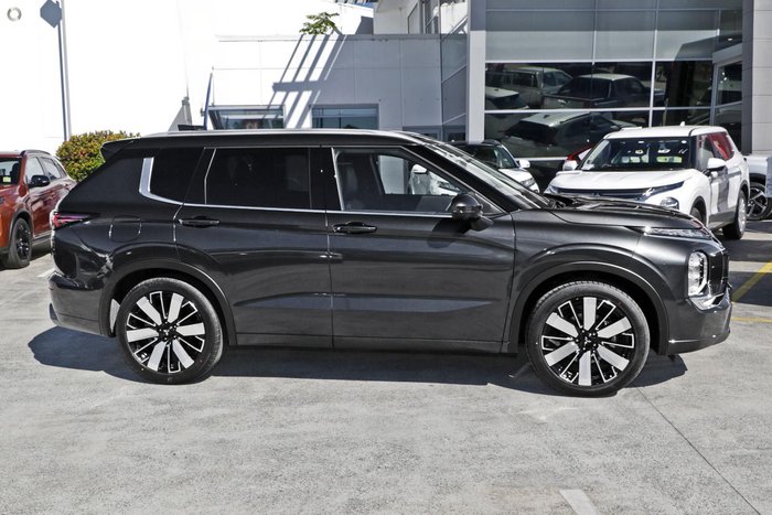 2026 Mitsubishi Outlander Exceed ZM MY25 AWD for sale in Bowen Hills ...