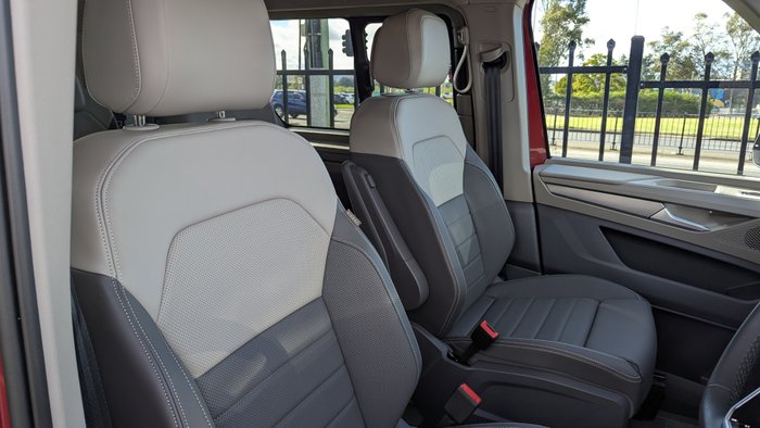 2024 VOLKSWAGEN Multivan LIFE for sale in Nowra, NSW (Fortana Red ...